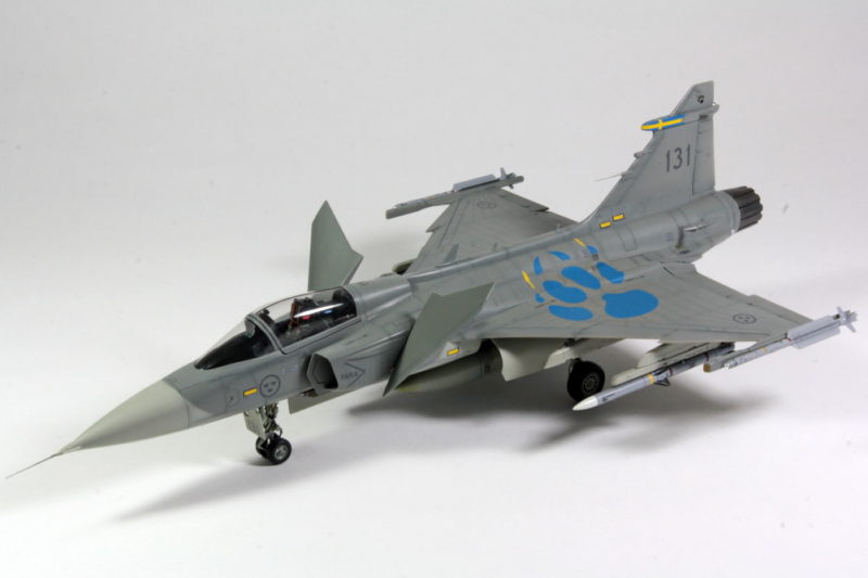 Saab JAS 39C Gripen – Kitchecker Modell Journal